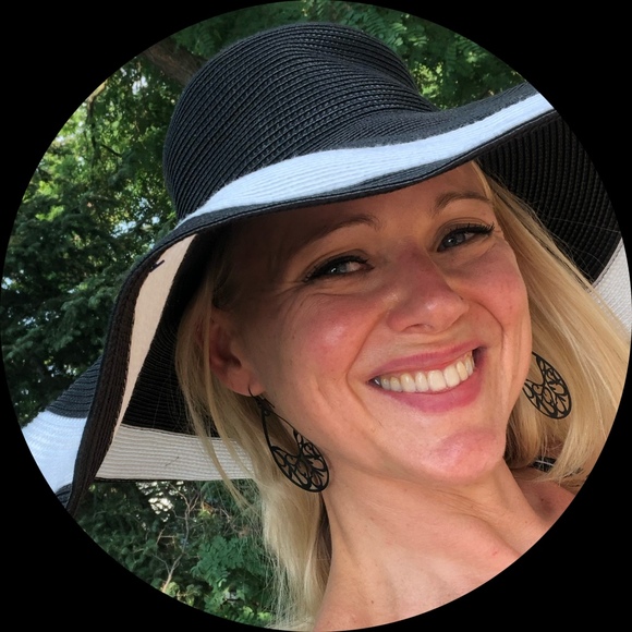 Krista's Closet (@612girl) | Poshmark